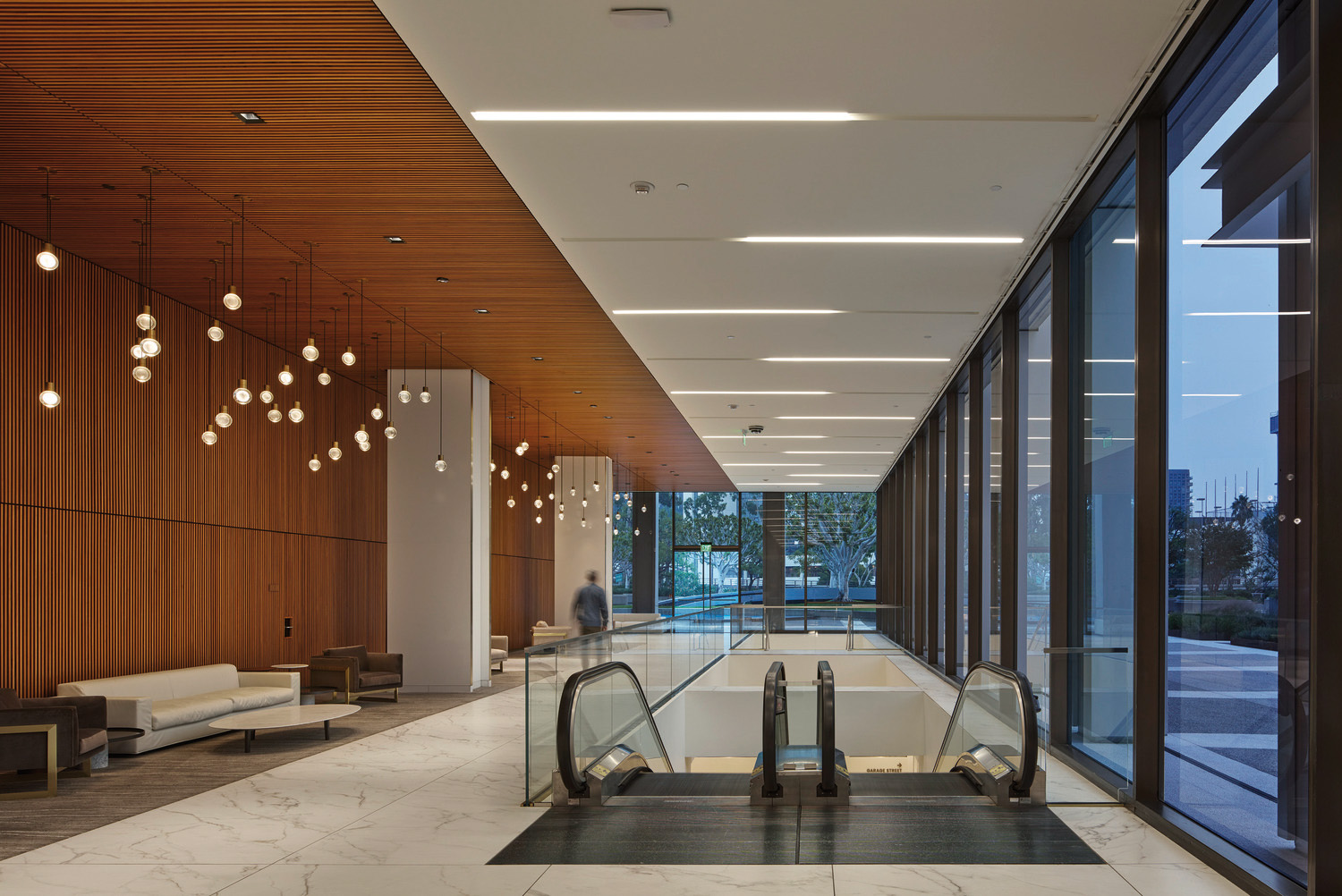 Union Bank Plaza – KURTDAVINFISCHERSTUDIO