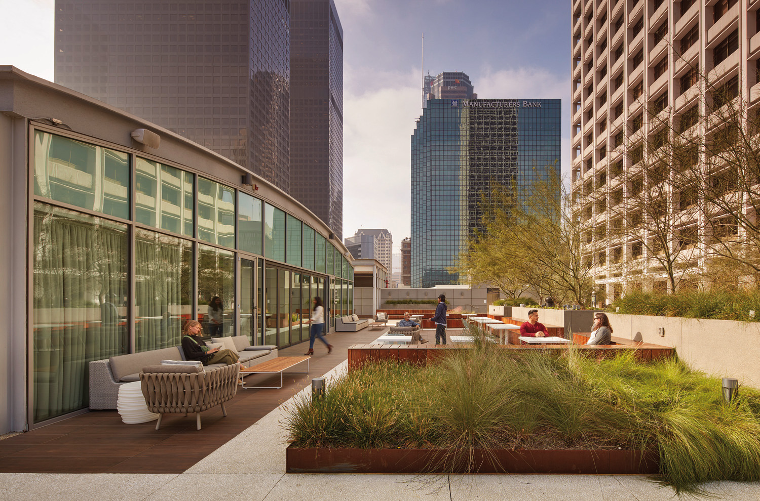 Union Bank Plaza – KURTDAVINFISCHERSTUDIO